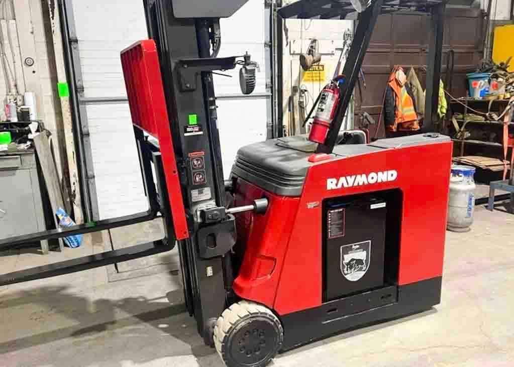 A wide selection of Raymond Forklifts with 1 in stock and available for ...