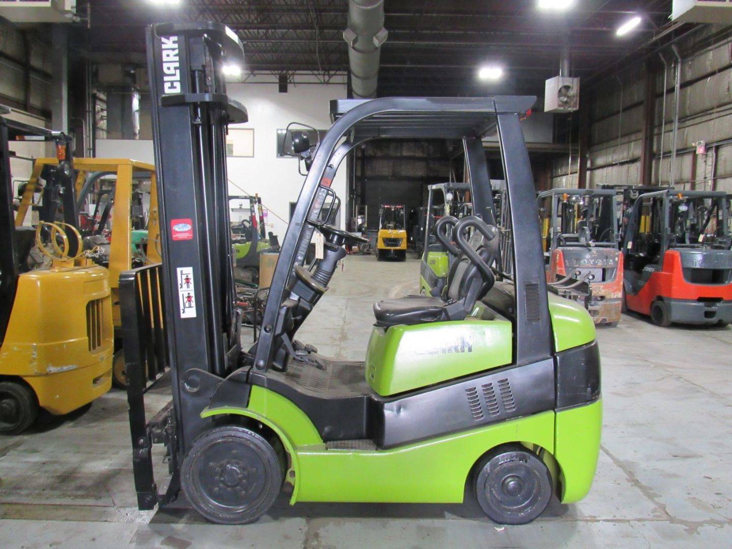 2006 LP Gas Clark C25L