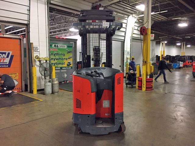 2016 Electric Toyota 9BDRU15 Electric Narrow Aisle Double Reach