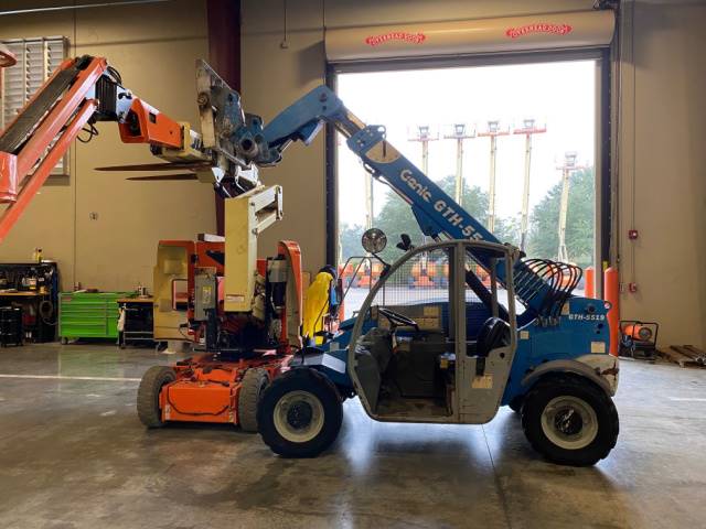 A wide selection of Telehandlers with 2178 in stock and available for ...
