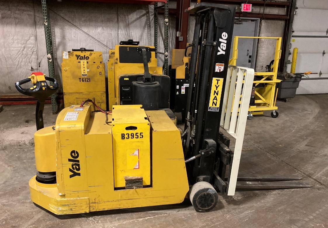 2015 Electric Yale MCW030LEN24TE072 Electric Walkie Counterbalanced Stacker