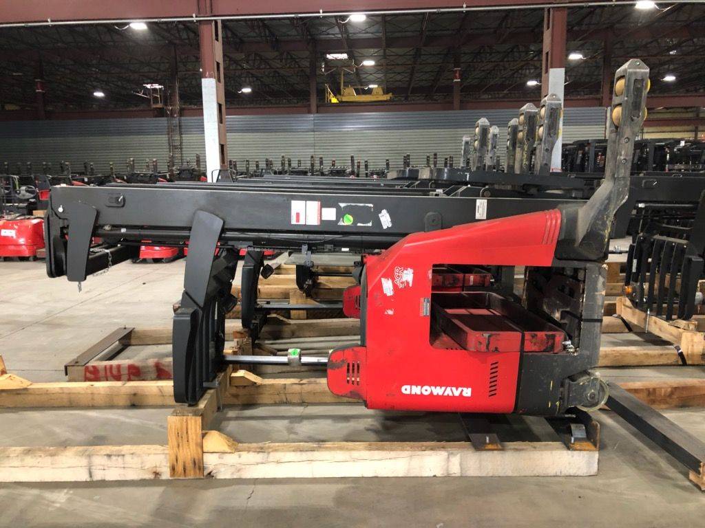 2013 Electric Raymond 750 R35TT Electric Narrow Aisle Single Reach