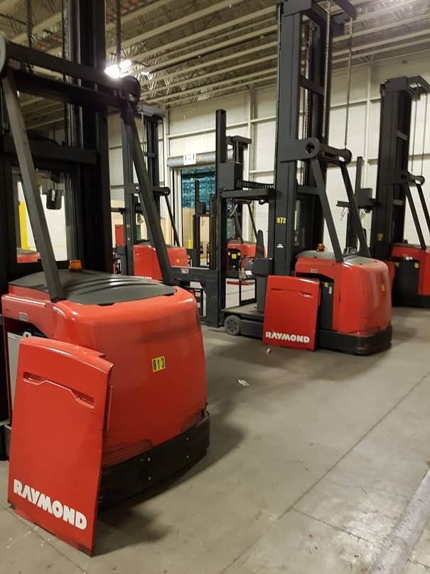 2007 Electric Raymond SB-CRS30T Electric Man Up Swing Reach Turret