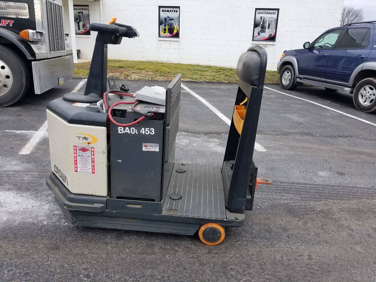 2010 Electric Crown TR3600-200 Tow Tractor