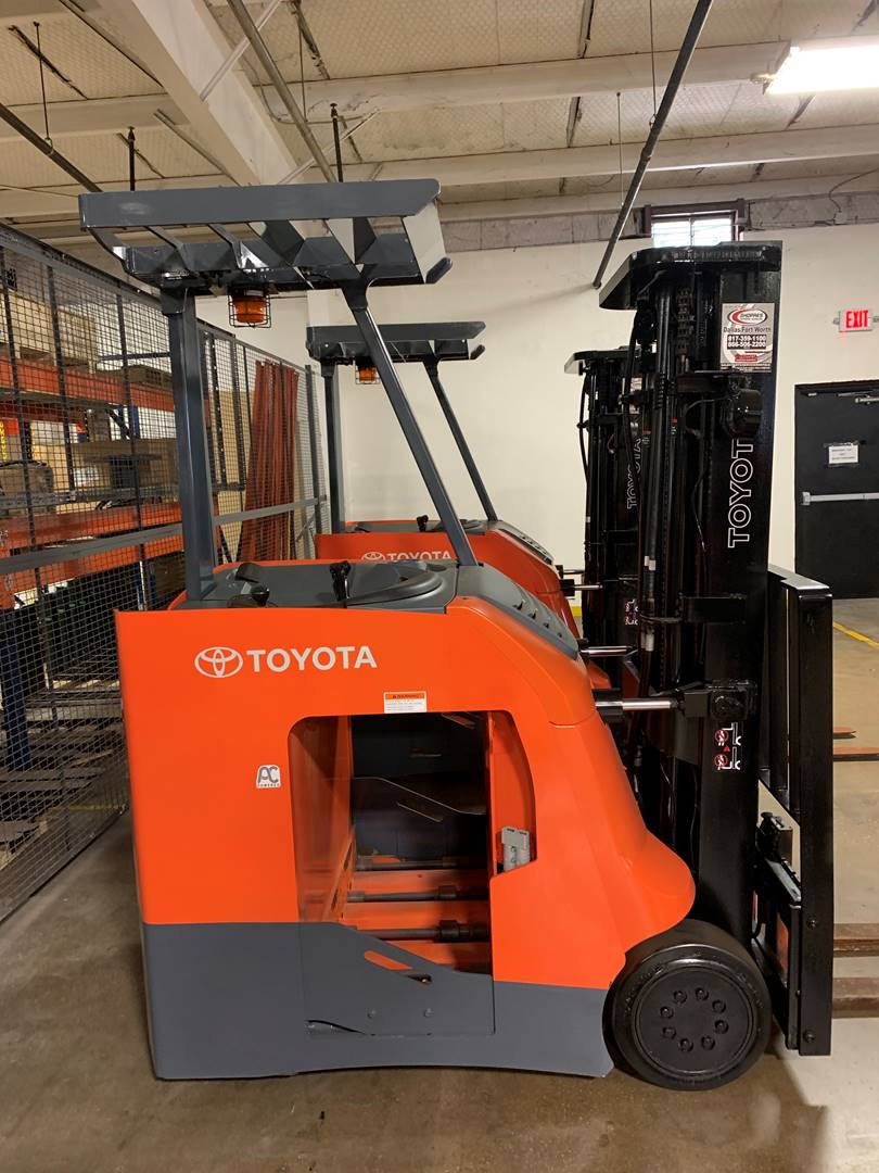 2018 Electric Toyota 8BNCU15 Electric Stand Up End Control (Docker)