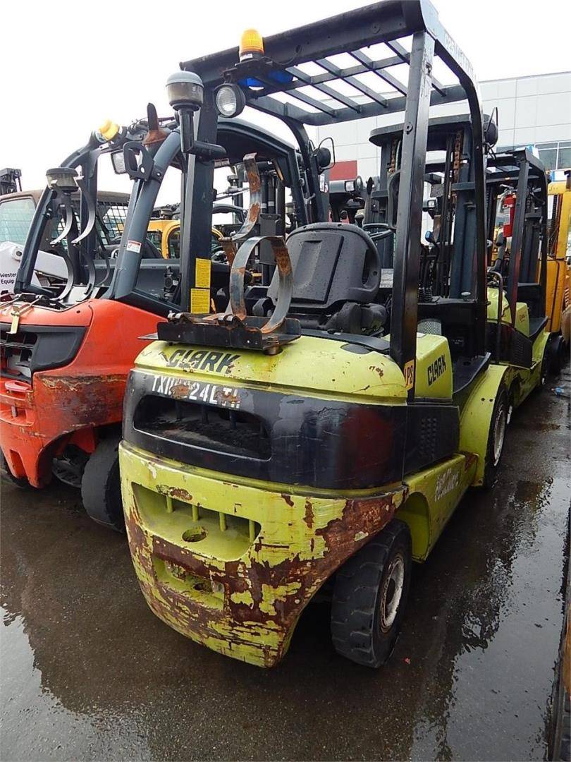 2012 LP Gas Clark C25CL Cushion Tire 4 Wheel Sit Down (Indoor Warehouse)