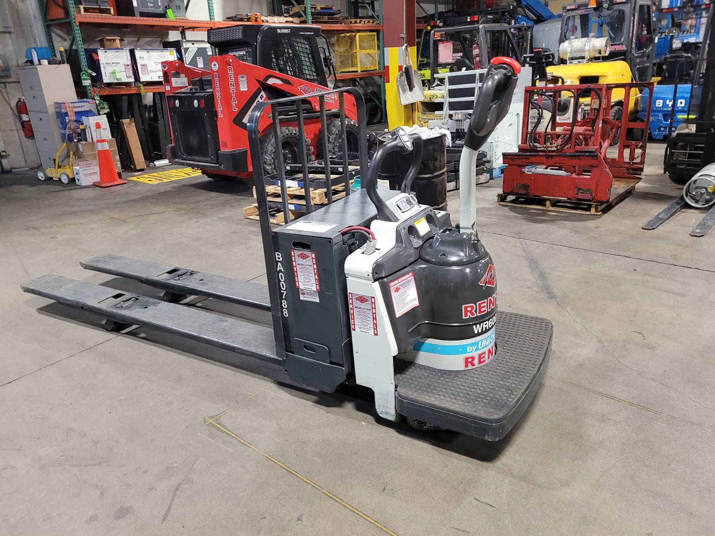 2015 Electric Unicarriers Electric Walkie/Rider Pallet Jack | Eliftruck