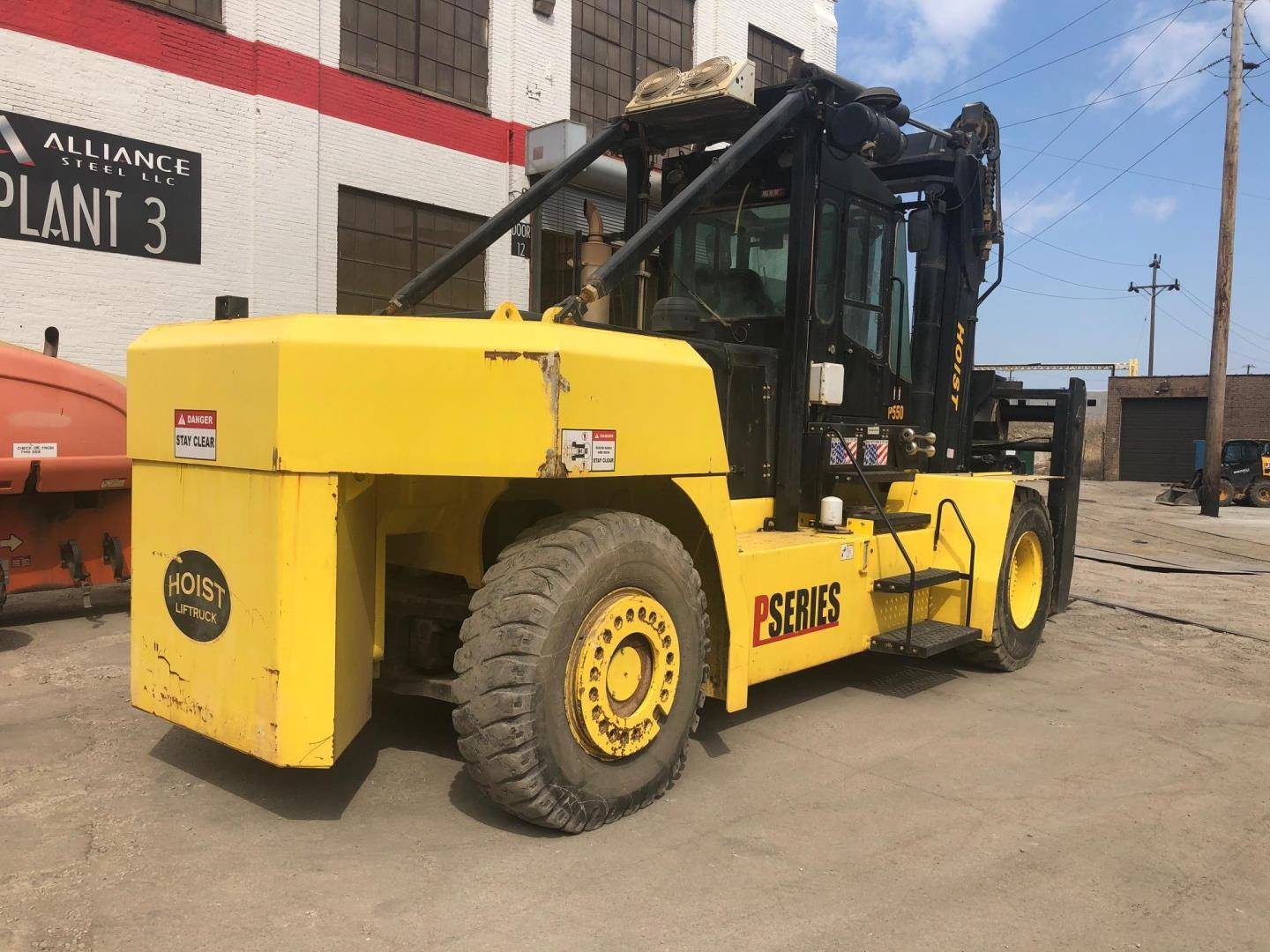 2014 Diesel Hoist Liftruck P550 Pneumatic Tire 4 Wheel Sit Down