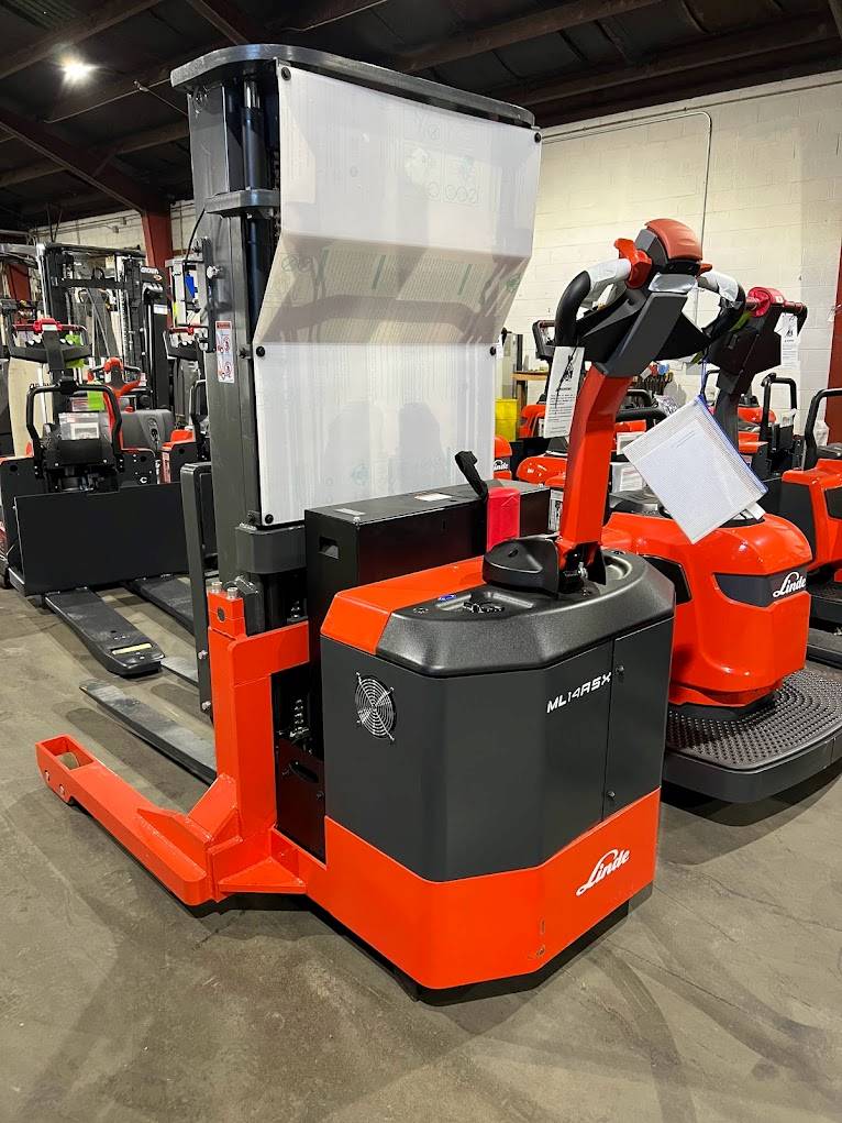 2023 Electric Linde Electric Walkie Straddle Stacker Reach | Eliftruck