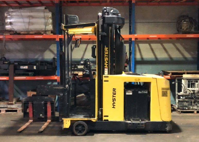 2013 Electric Hyster V30ZMU Electric Walkie Straddle Stacker Reach