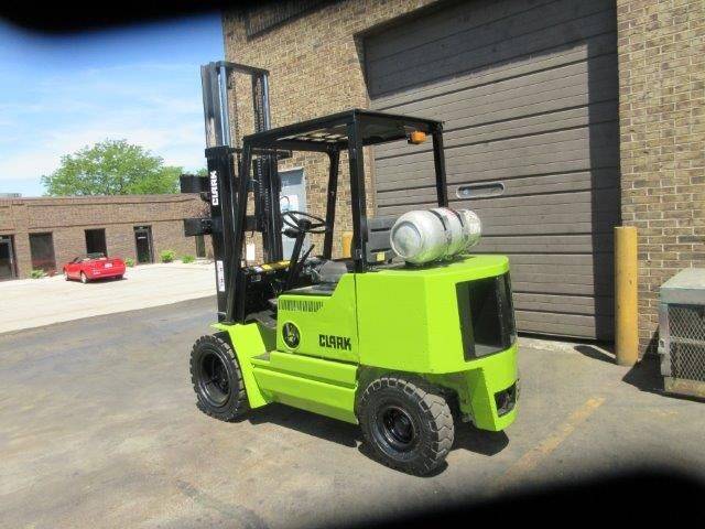 1992 LP Gas Clark GPX30 Pneumatic Tire 4 Wheel Sit Down