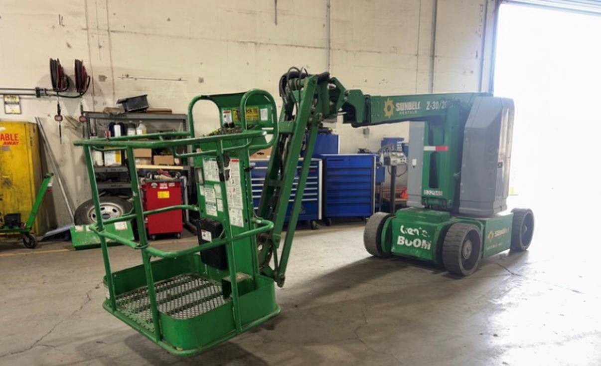 2016 Electric Genie Articulated Boom | Eliftruck
