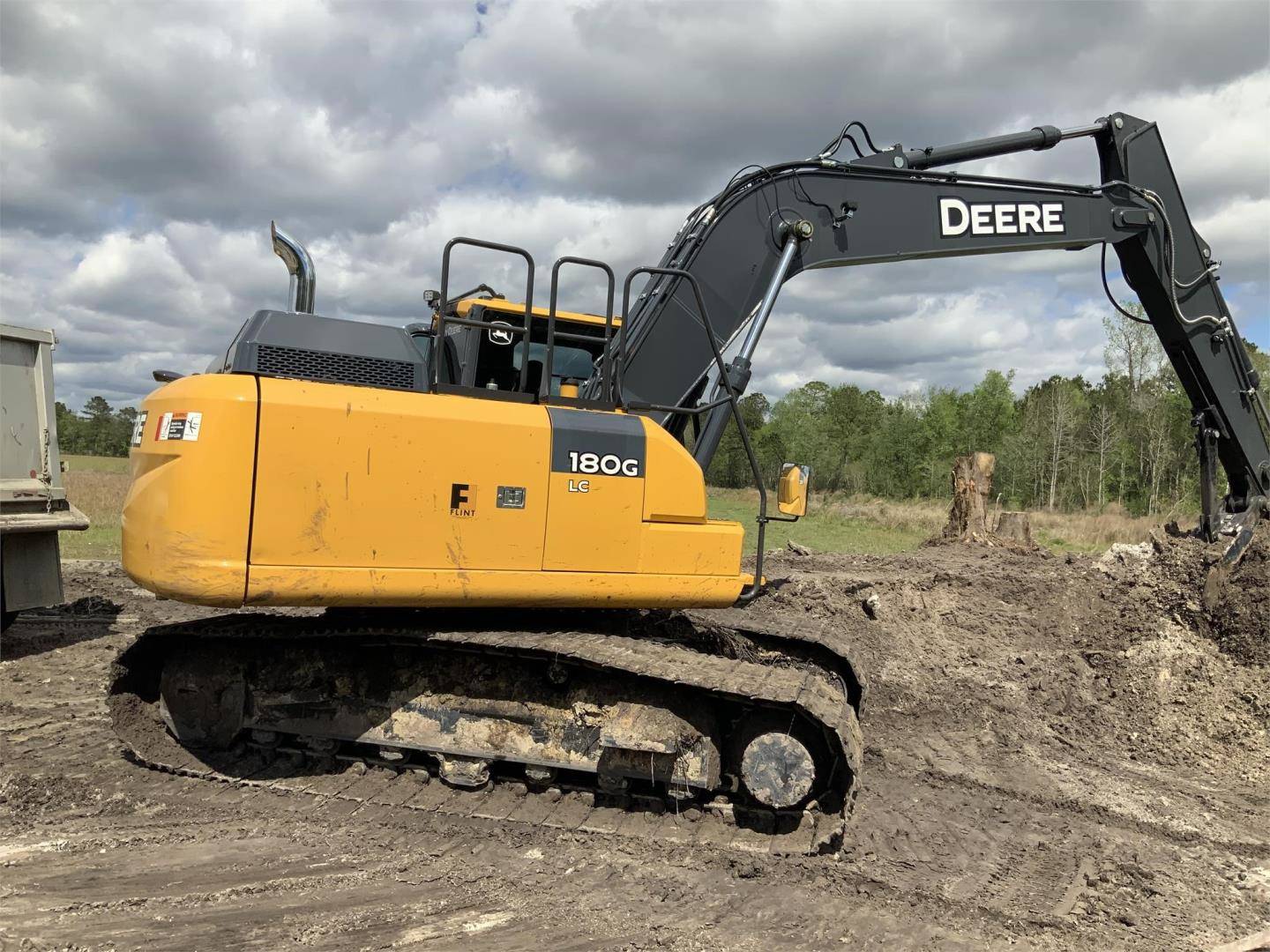 2019 John Deere 180G LC Earth Moving and Construction