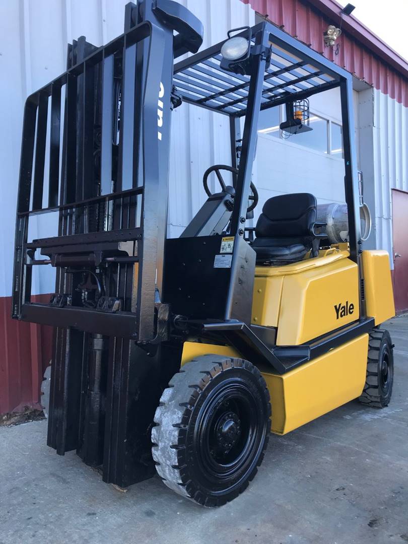 2003 LP Gas Yale GLP050 Pneumatic Tire 4 Wheel Sit Down