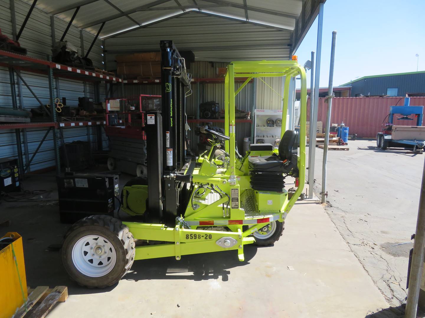 2020 Diesel Donkey D12-4K Truck Mounted Forklift (Sod Loaders)