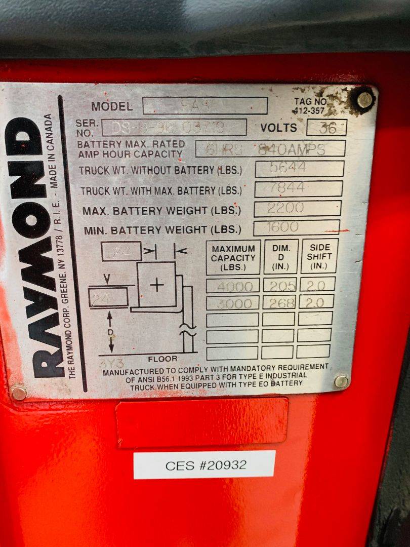 Electric Raymond EASI R40TT Electric Narrow Aisle Single Reach