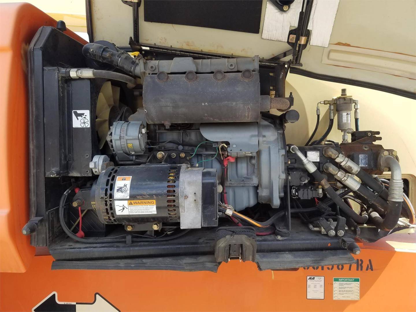 2013 Diesel JLG 800AJ Articulated Boom