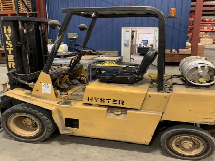 1988 LP Gas Hyster H50XL Pneumatic Tire 4 Wheel Sit Down