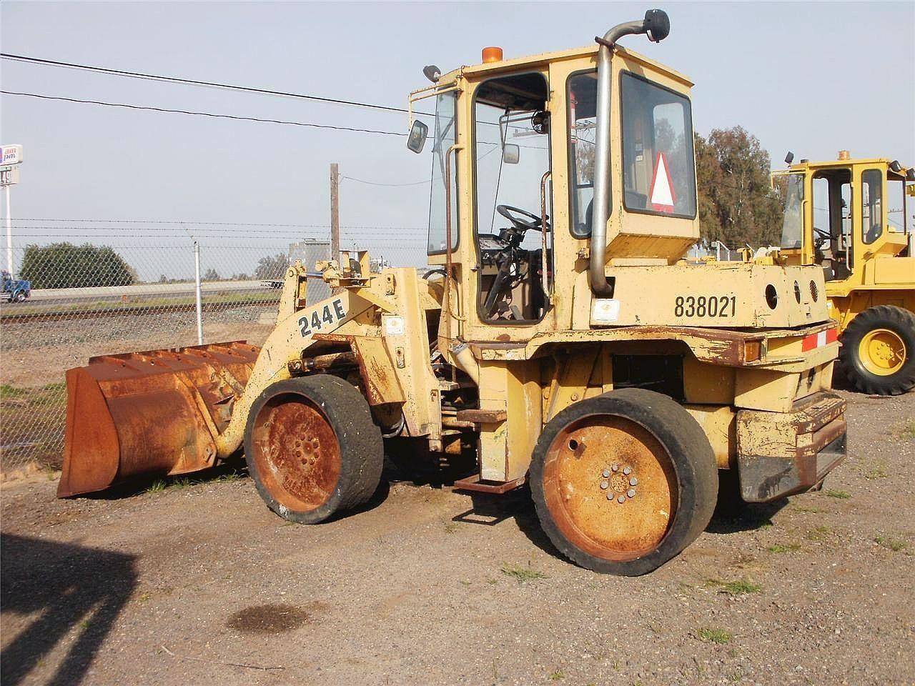 1996 John Deere 244E Earth Moving and Construction