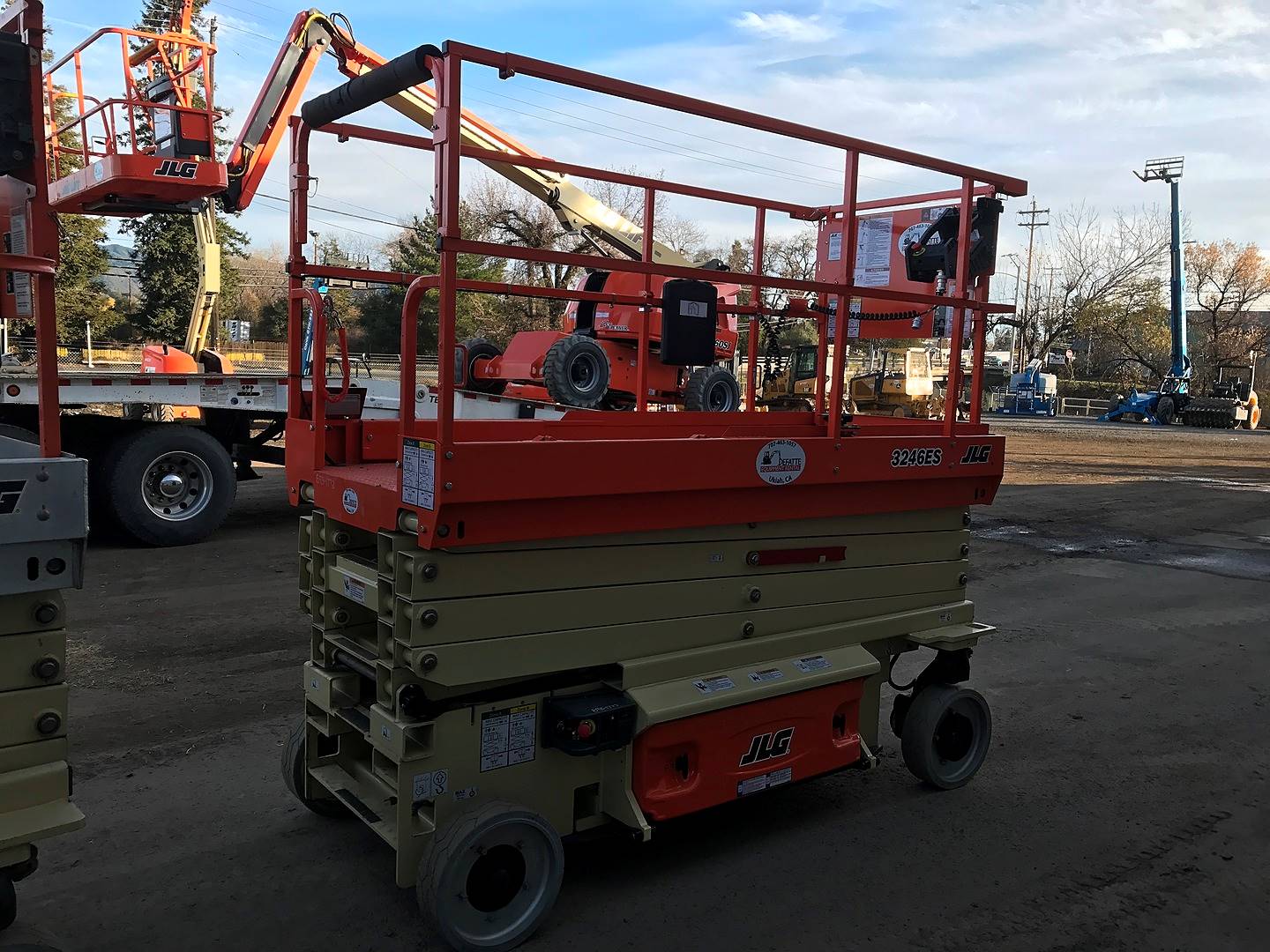 2018 Electric JLG 3246ES Slab