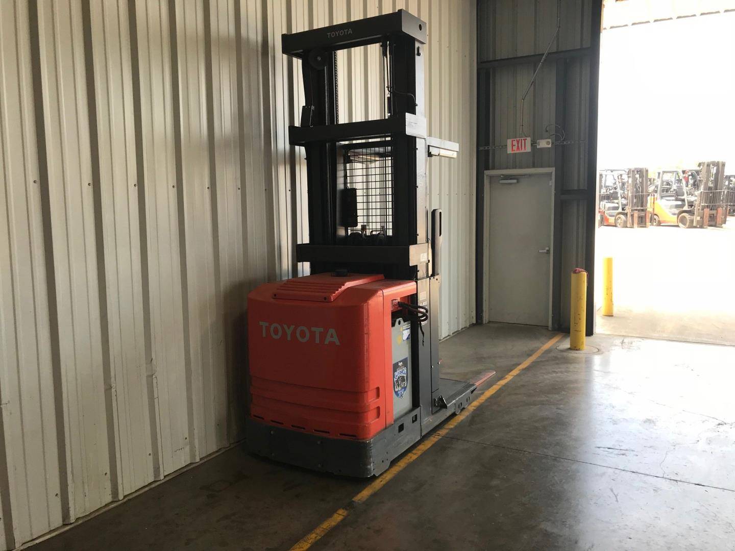 2015 Electric Toyota 6BPU15 Electric Order Picker
