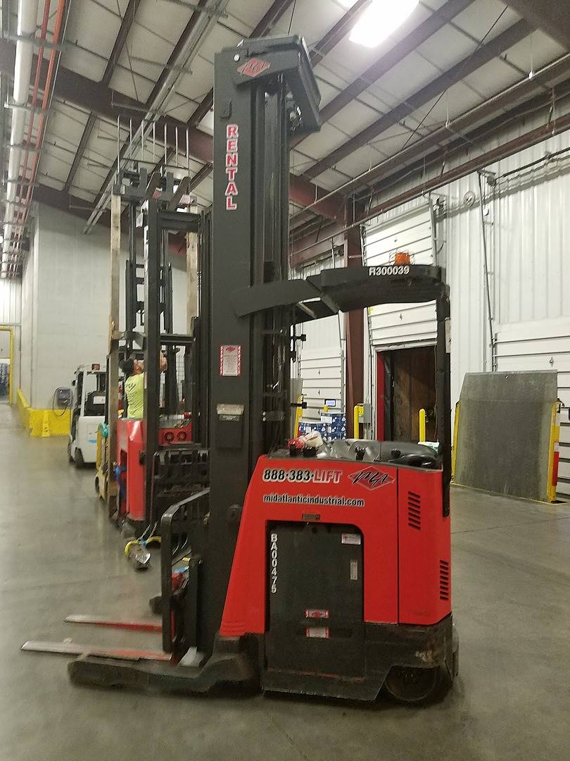 2010 Electric Raymond 7400-DR32TT Electric Narrow Aisle Double Reach