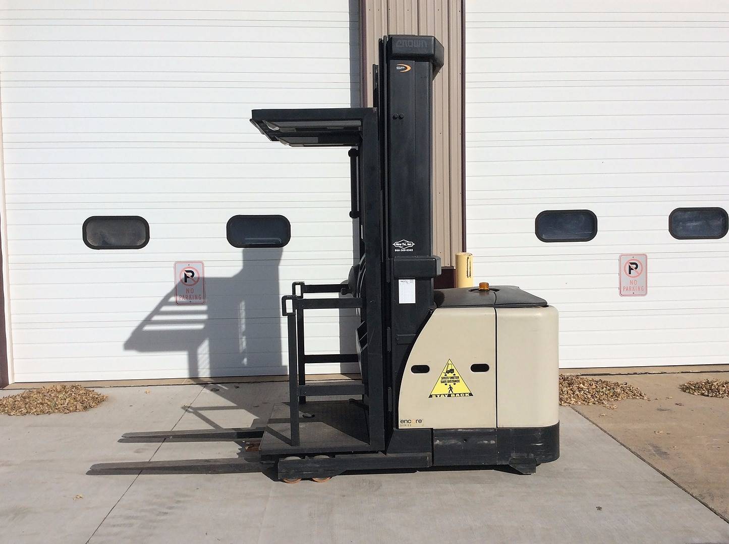 2010 Electric Crown SP3420-30 Electric Order Picker