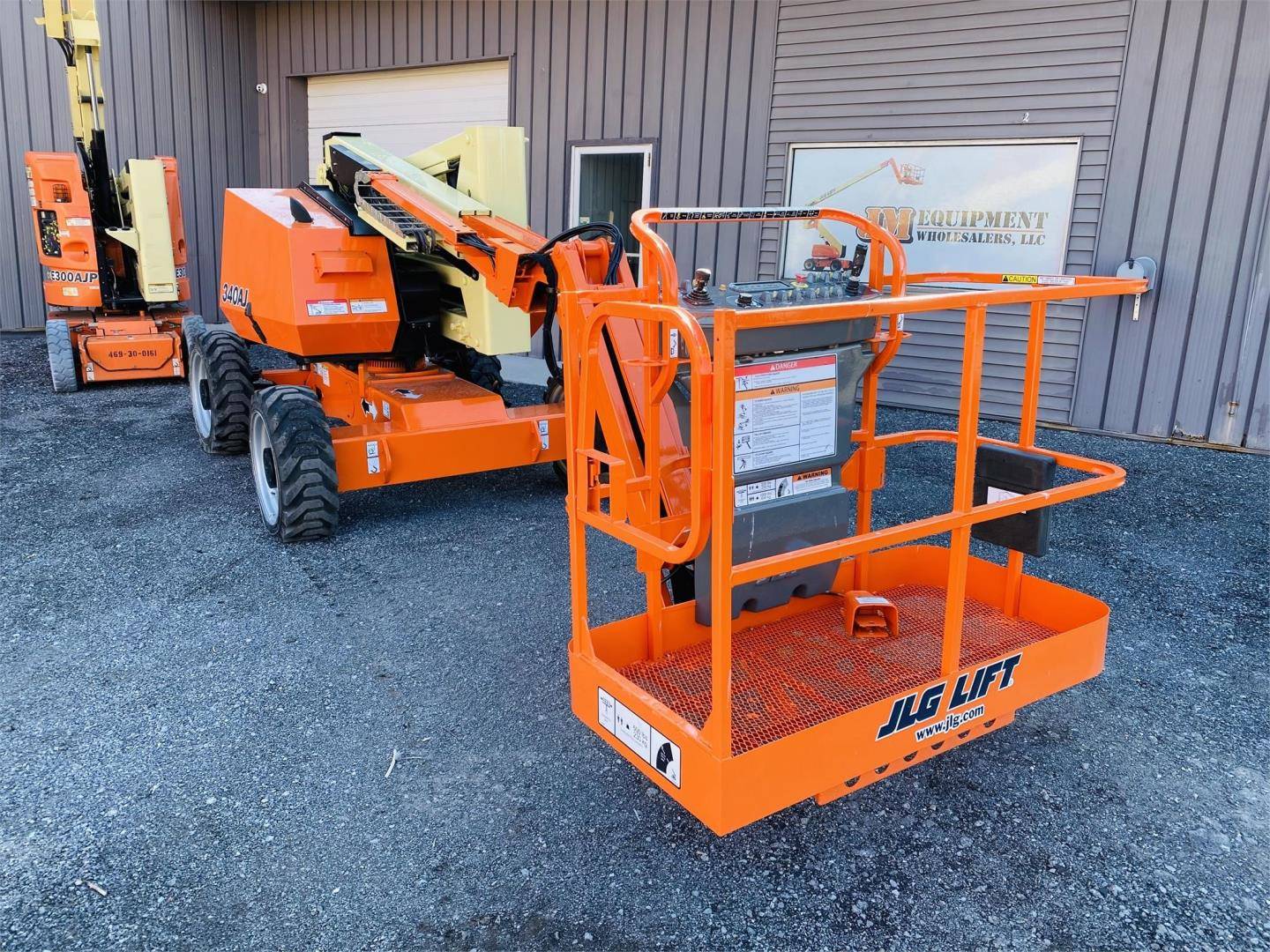 2013 JLG 340AJ Articulated Boom
