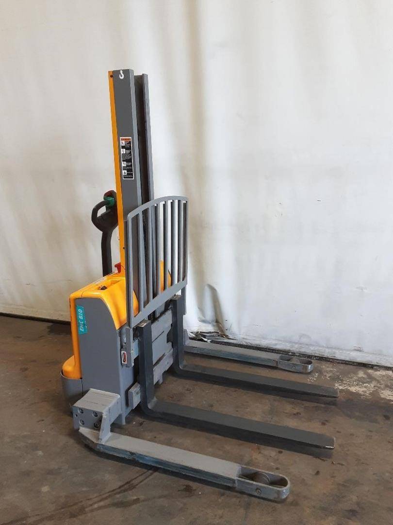 2017 Electric Jungheinrich EMCB10 Electric Walkie Straddle Stacker