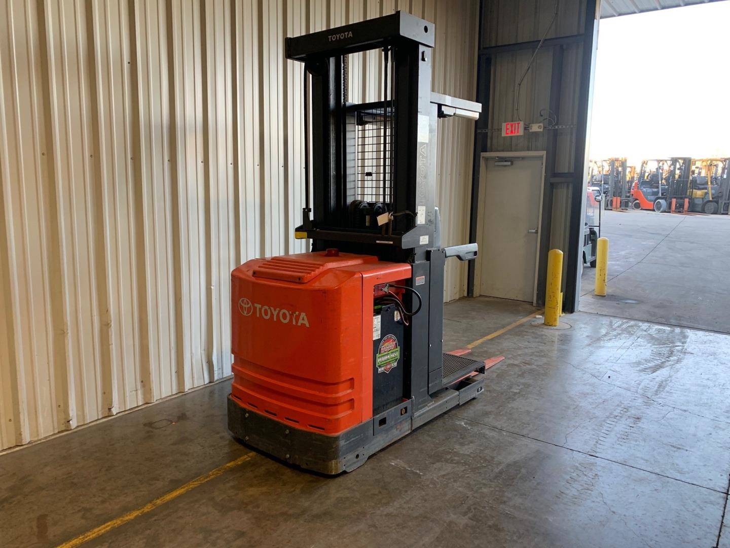 2014 Electric Toyota 7BPUE15 Electric Order Picker