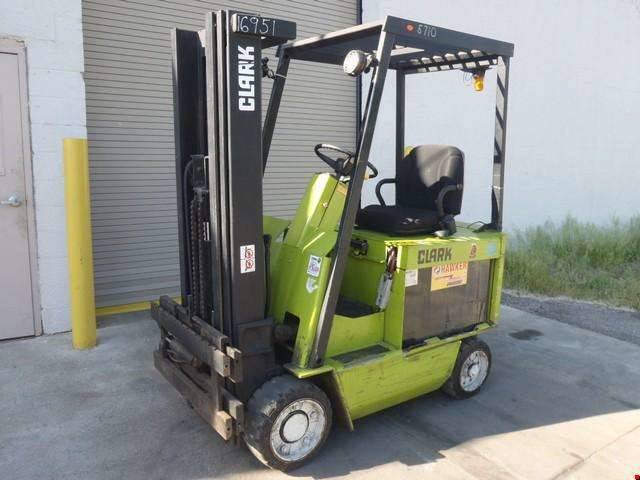 A wide selection of Clark Forklifts with 2 in stock and available for ...