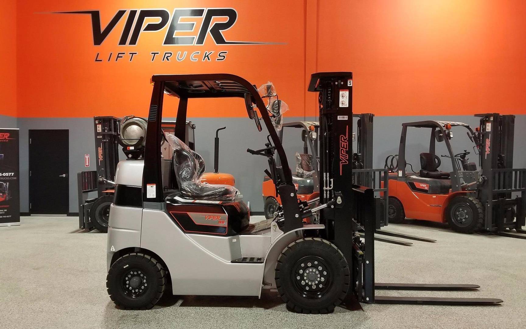 2020 LP Gas Viper Lift Trucks FY25 Pneumatic Tire 4 Wheel Sit Down