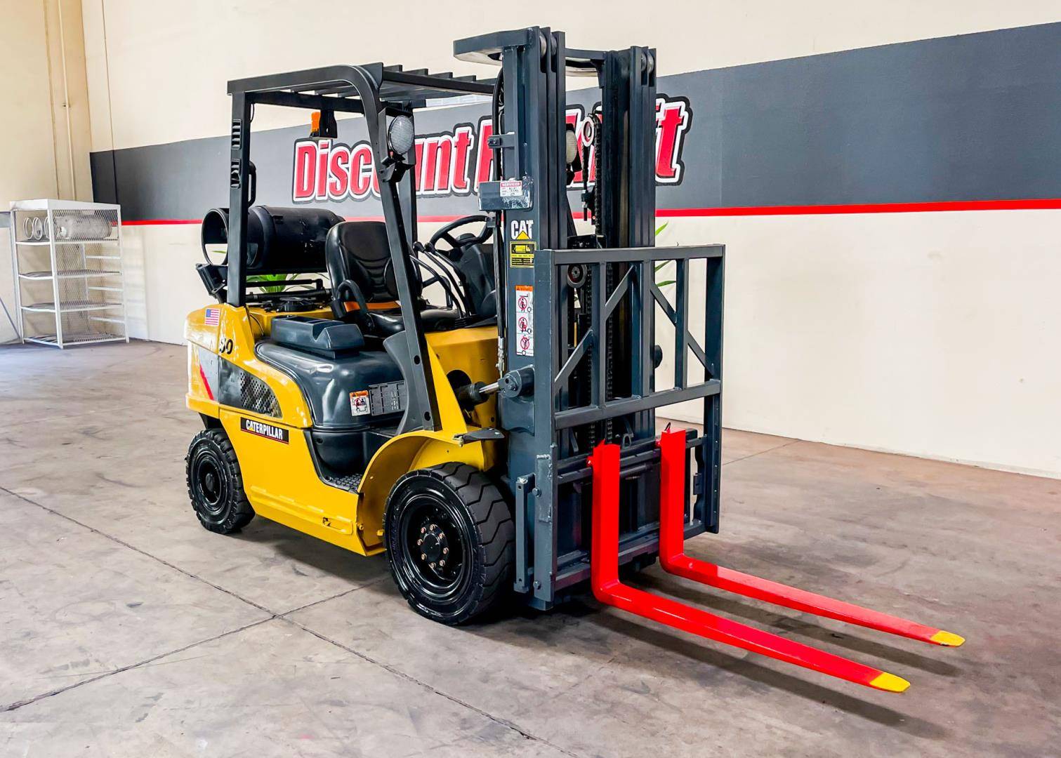 2017 LP Gas Cat GP25N5 Pneumatic Tire 4 Wheel Sit Down