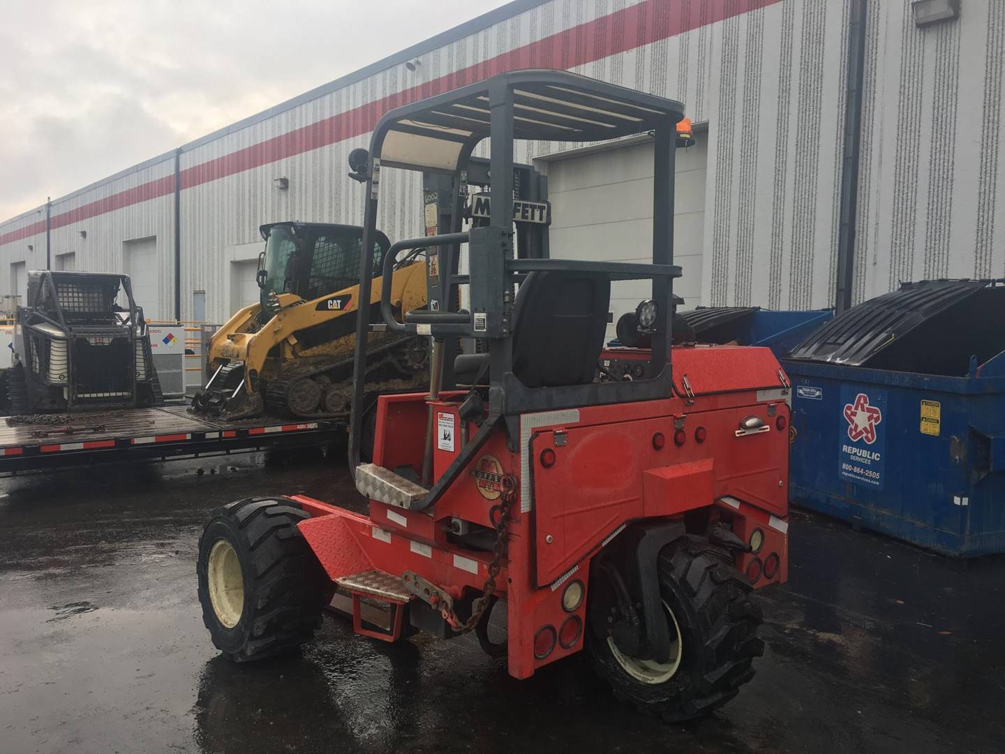 2003 Diesel Moffett M5500 Truck Mounted Forklift (Sod Loaders)