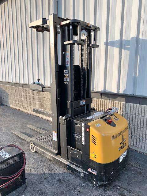 2017 Electric Big Joe Joey J-2 Electric Order Picker