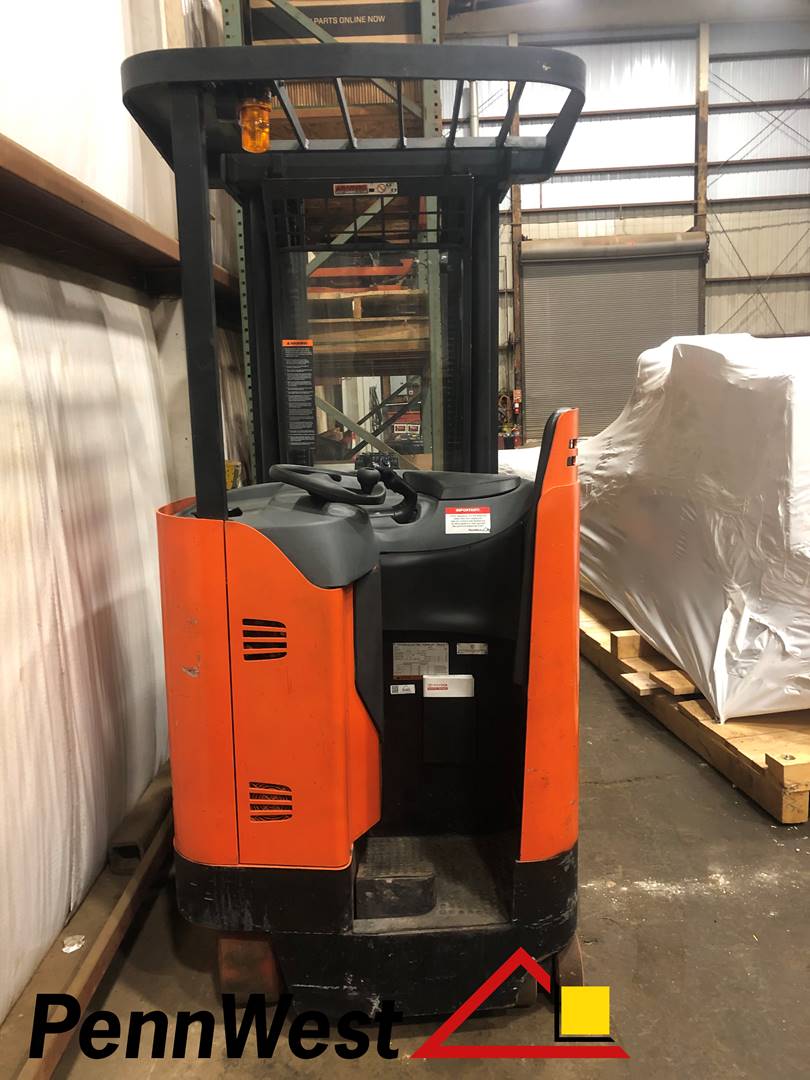 2012 Electric Toyota 8BRU18 Electric Narrow Aisle Single Reach