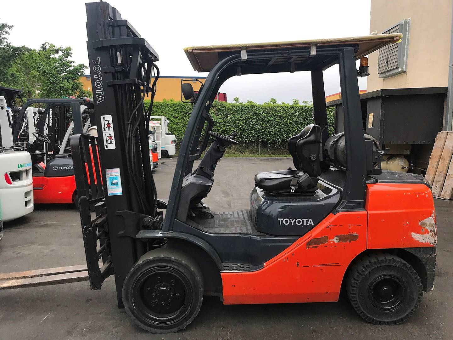 2014 LP Gas Toyota 8FGU30 Pneumatic Tire 4 Wheel Sit Down