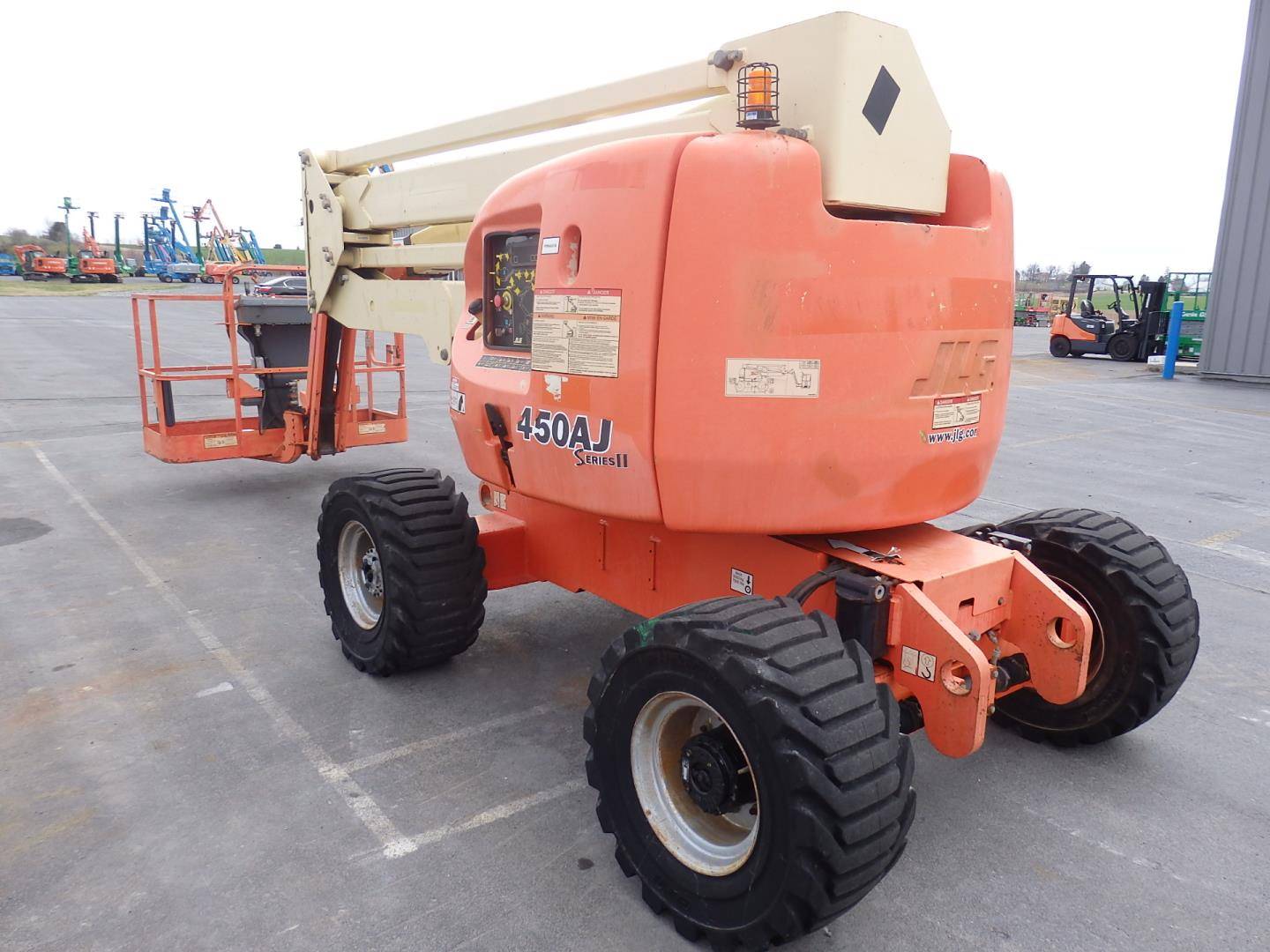 2011 Diesel JLG 450AJ Articulated Boom