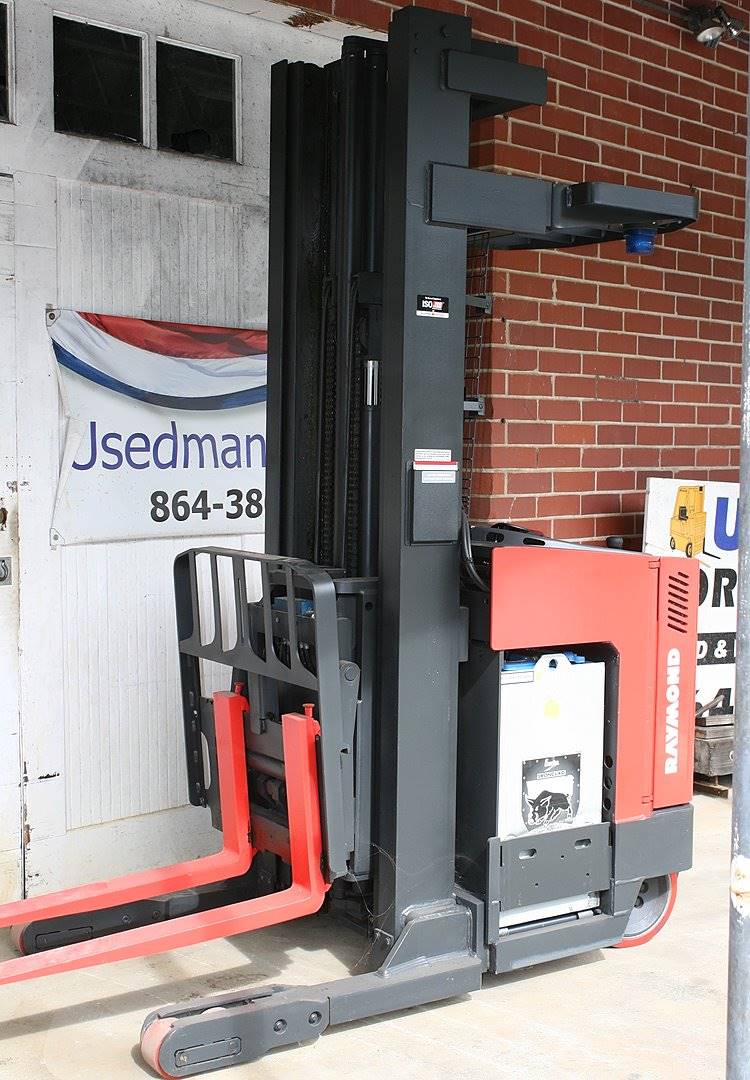 2010 Electric Raymond Easi-R40TT Electric Narrow Aisle Single Reach