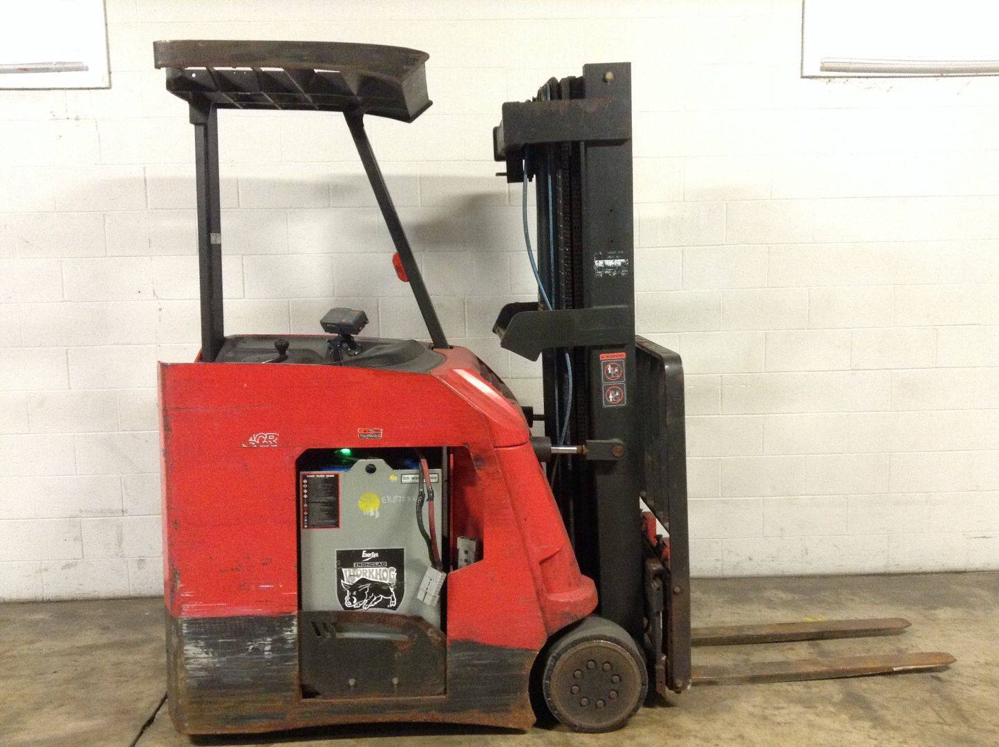 2014 Electric Raymond 415-C30TT Electric Stand Up End Control (Docker)