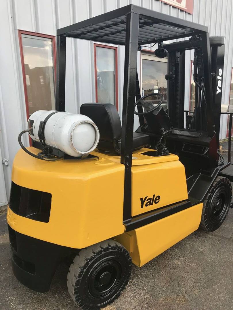 1999 LP Gas Yale GLP050 Pneumatic Tire 4 Wheel Sit Down