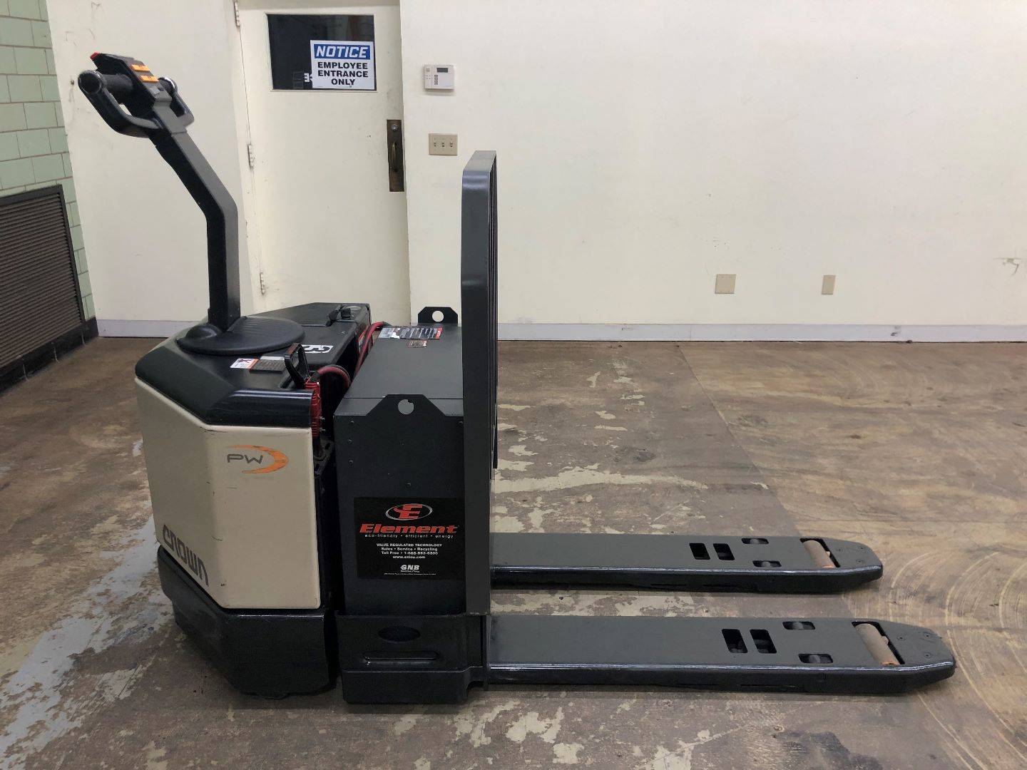 2007 Electric Crown PW-3520-60 Electric Walkie Pallet Jack