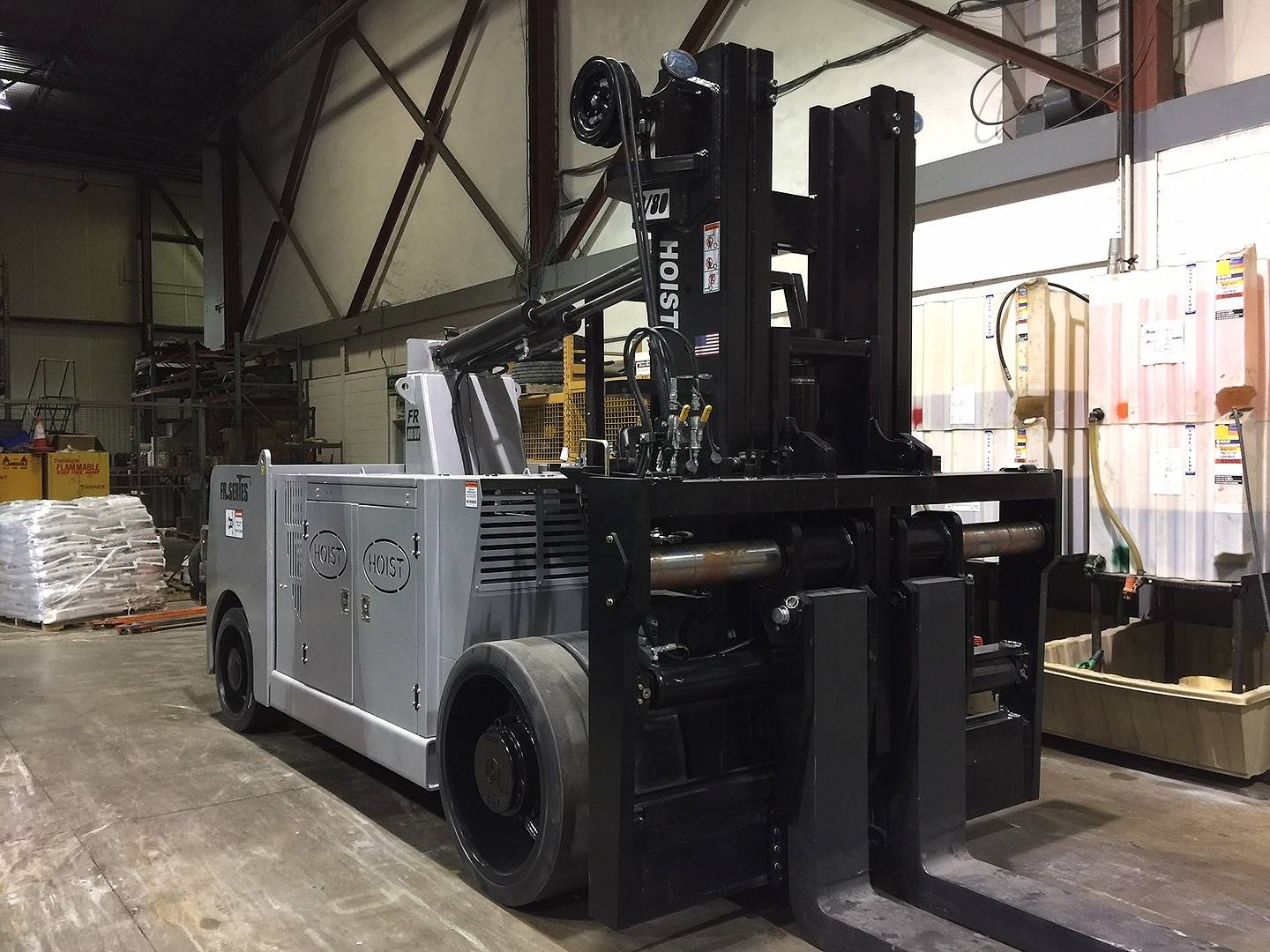 2017 Dual Fuel Hoist Liftruck FR 60/80 Cushion Tire 4 Wheel Sit Down ...