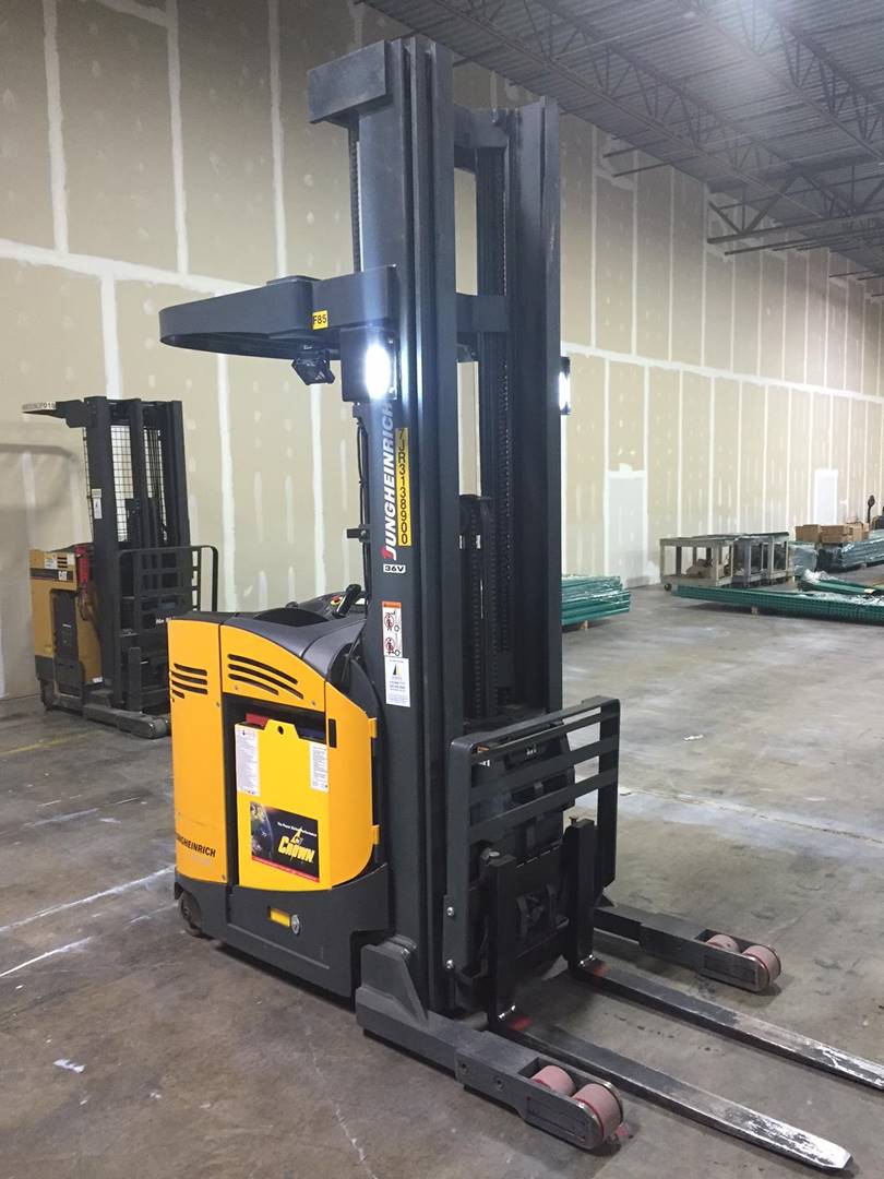 2012 Electric Jungheinrich ETR345 Electric Narrow Aisle Single Reach