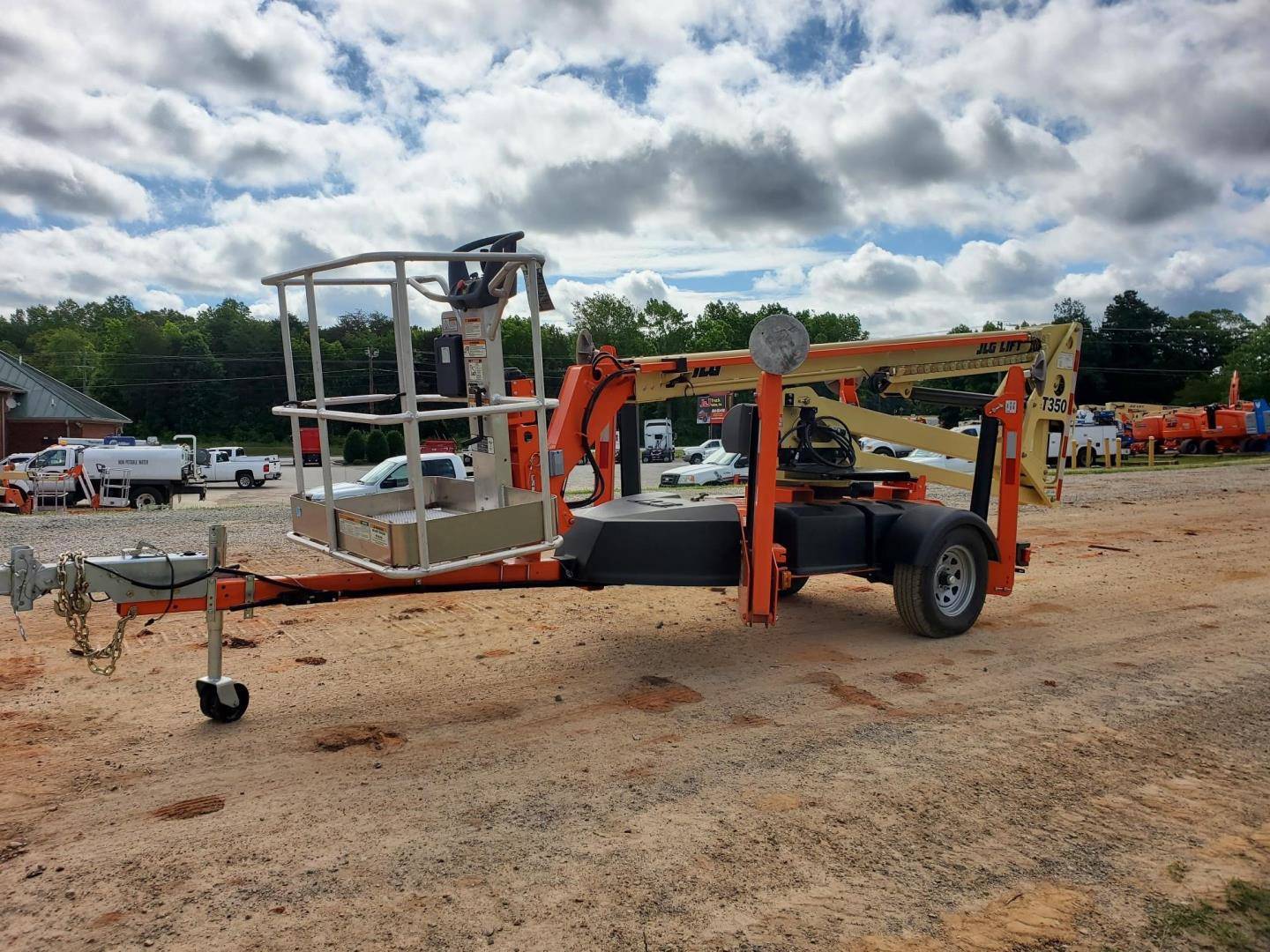 2018 Electric JLG T350 Trailer Mounted