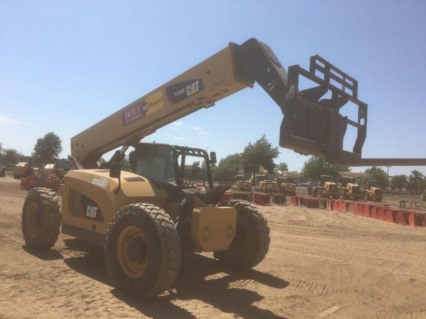 2015 Diesel Cat TL943C Telehandlers (Telescopic Mast)
