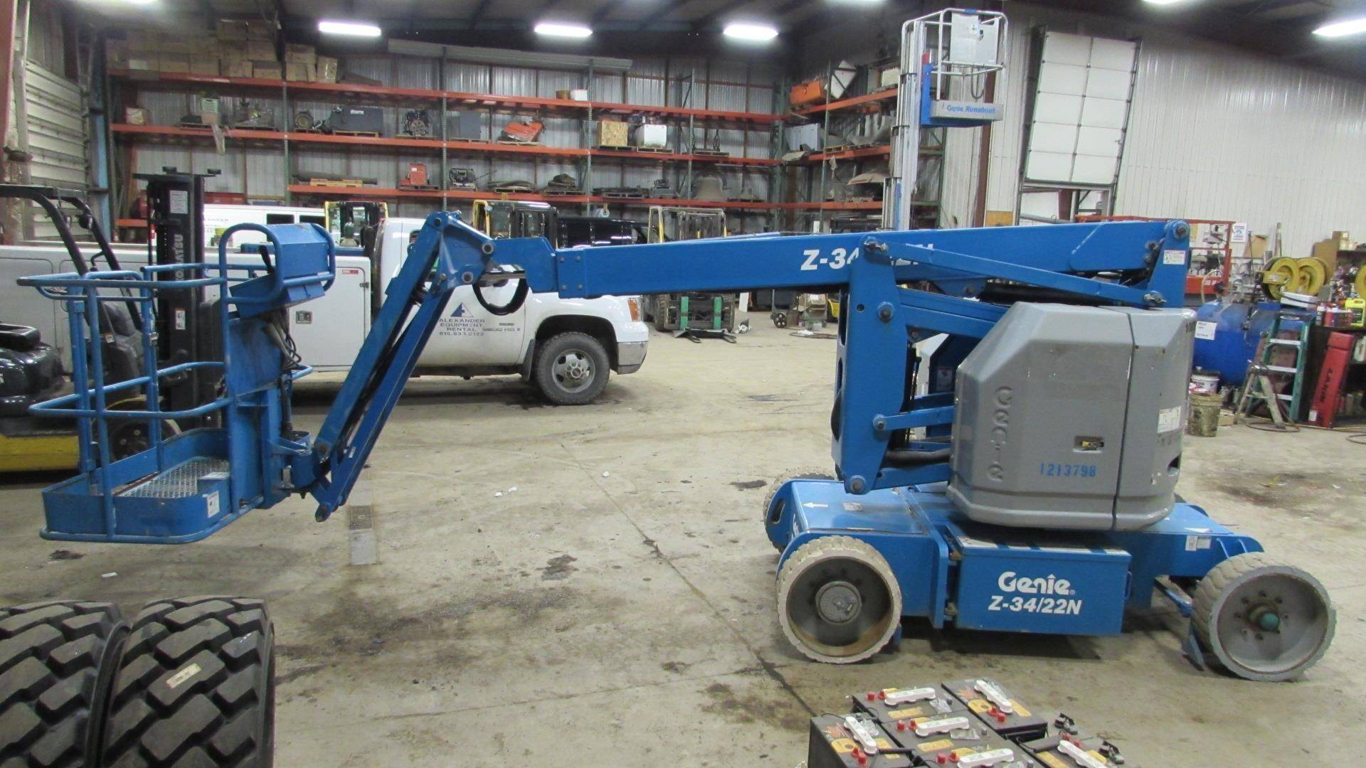 2011 Electric Genie Z34/22N Articulated Boom
