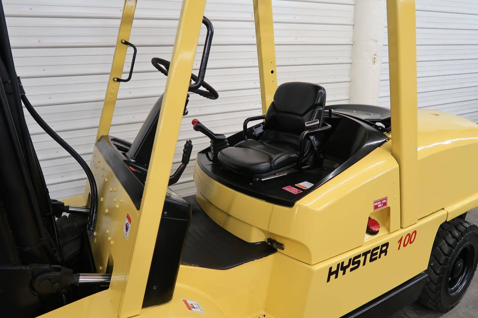 2002 Diesel Hyster H100XM Pneumatic Tire 4 Wheel Sit Down