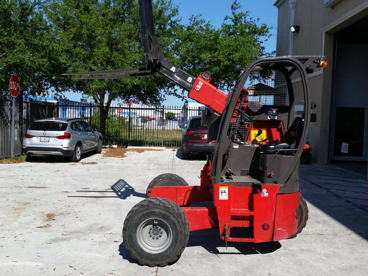 2014 Diesel Manitou TMT55XT Truck Mounted Forklift (Sod Loaders)