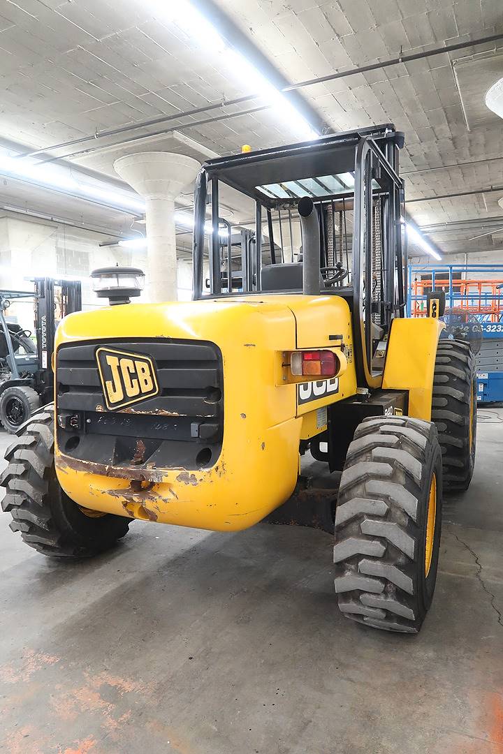 2011 Diesel JCB 940 Rough Terrain (Vertical Mast)